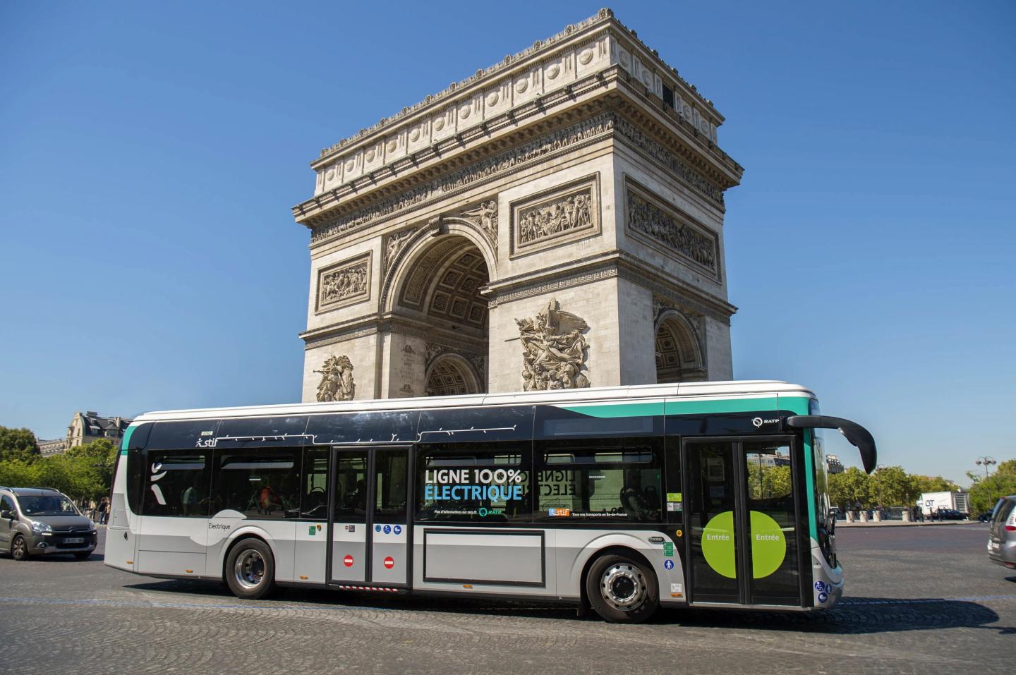 Une journée avec… Yannick, conducteur de bus électrique | RATP